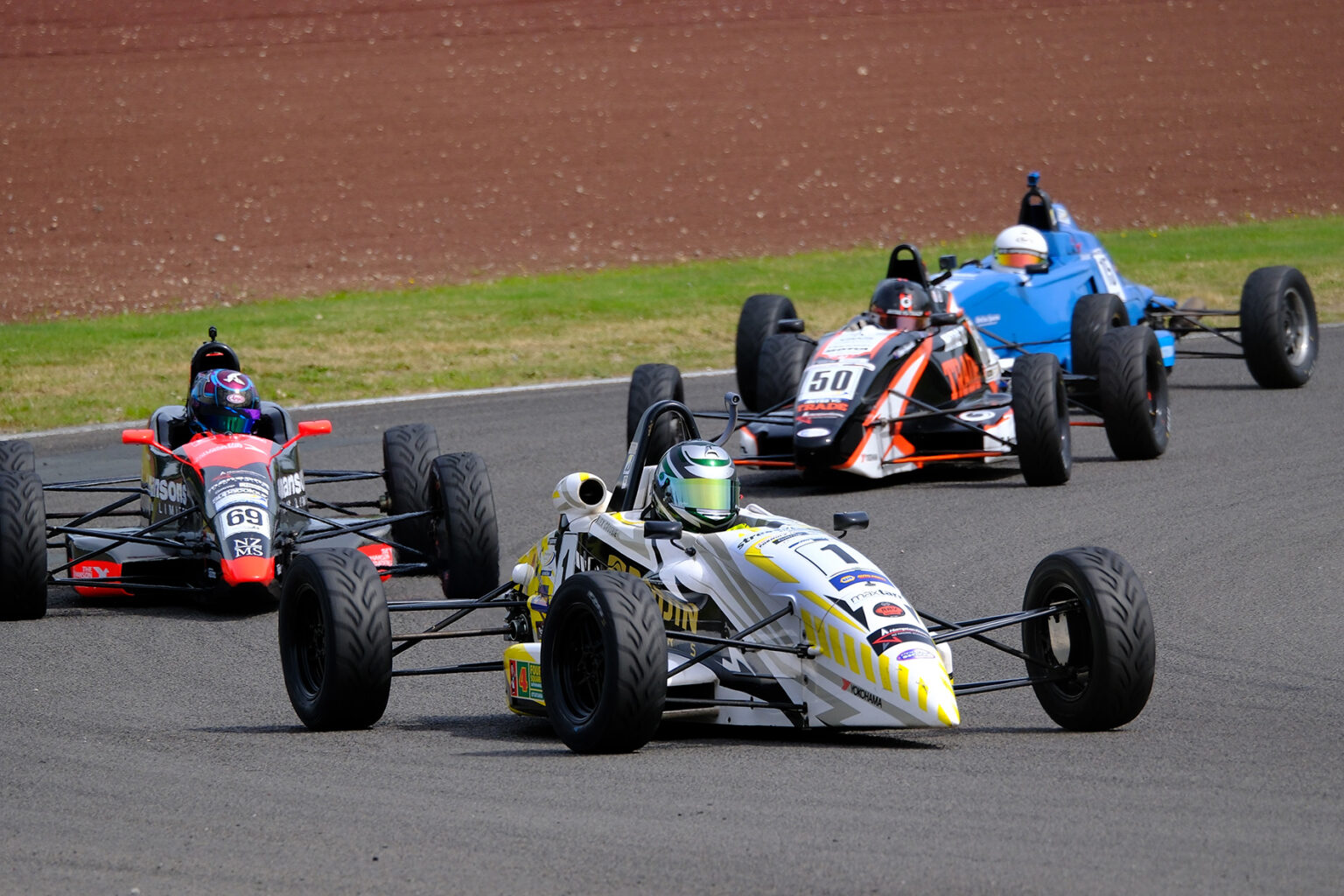 Crosbie extends lead in NAPA Auto Parts NZ Formula Ford Championship ...