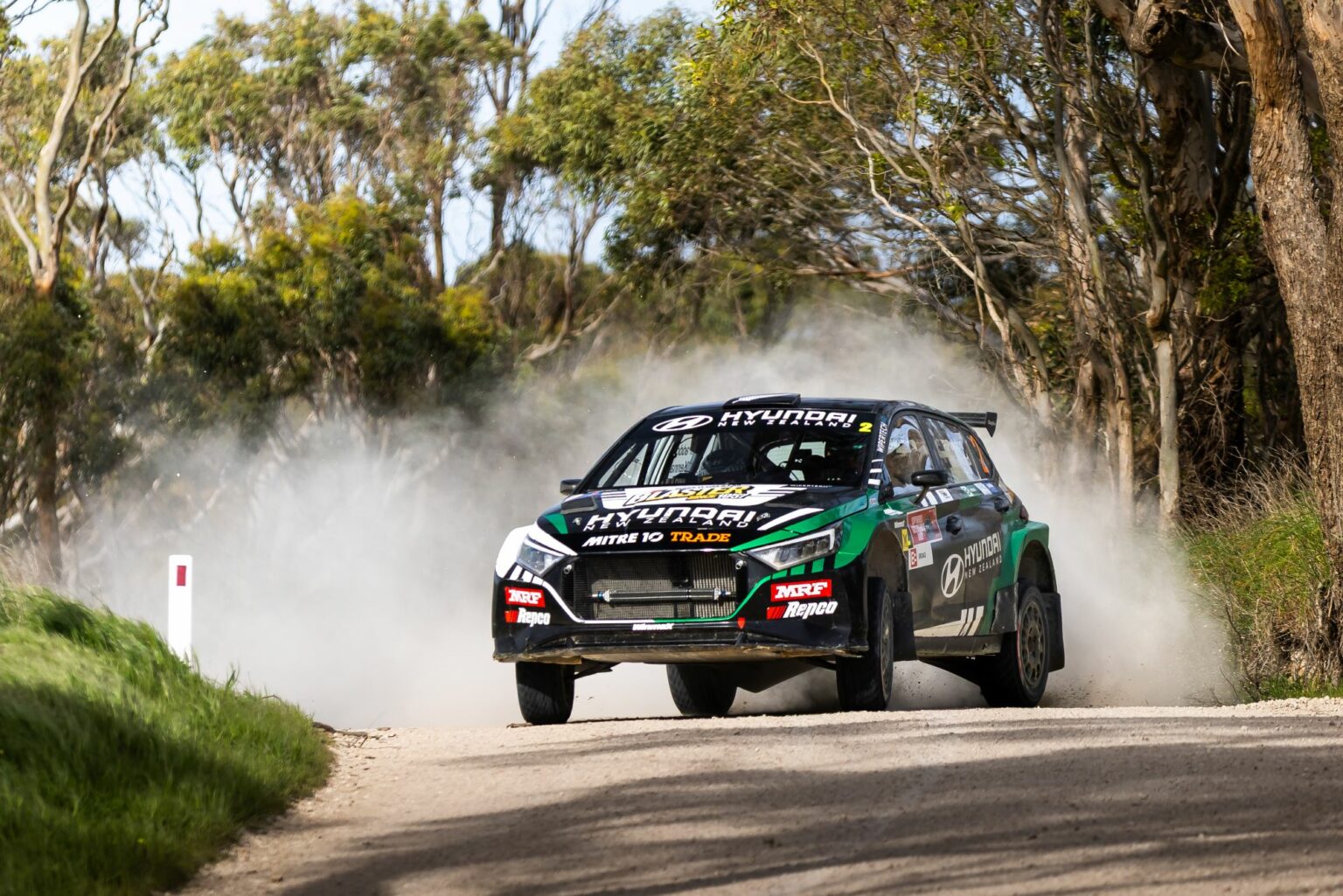 Paddon and Kennard target first Australian rally title