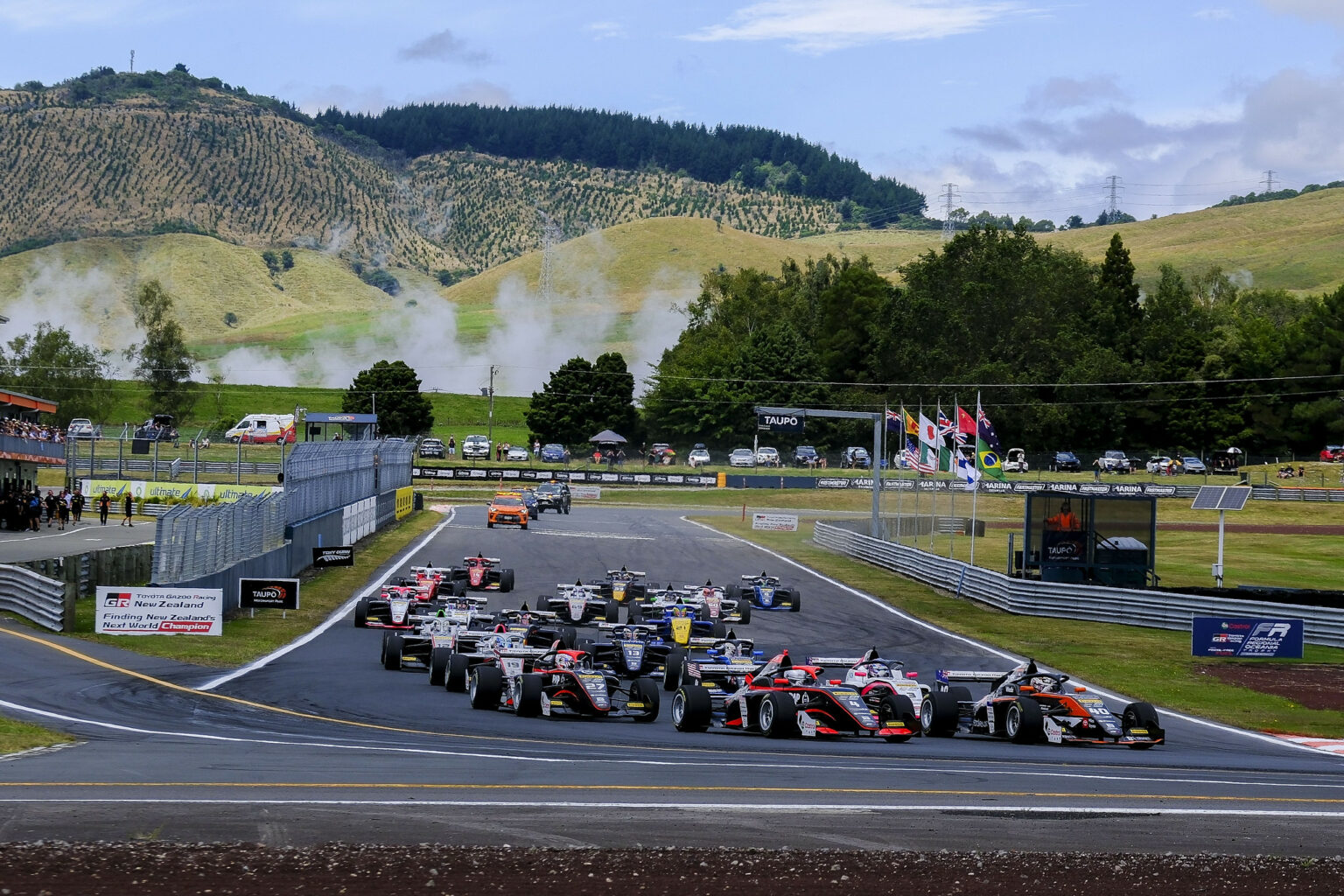 Wood takes debut single seater win in impressive style at Taupo