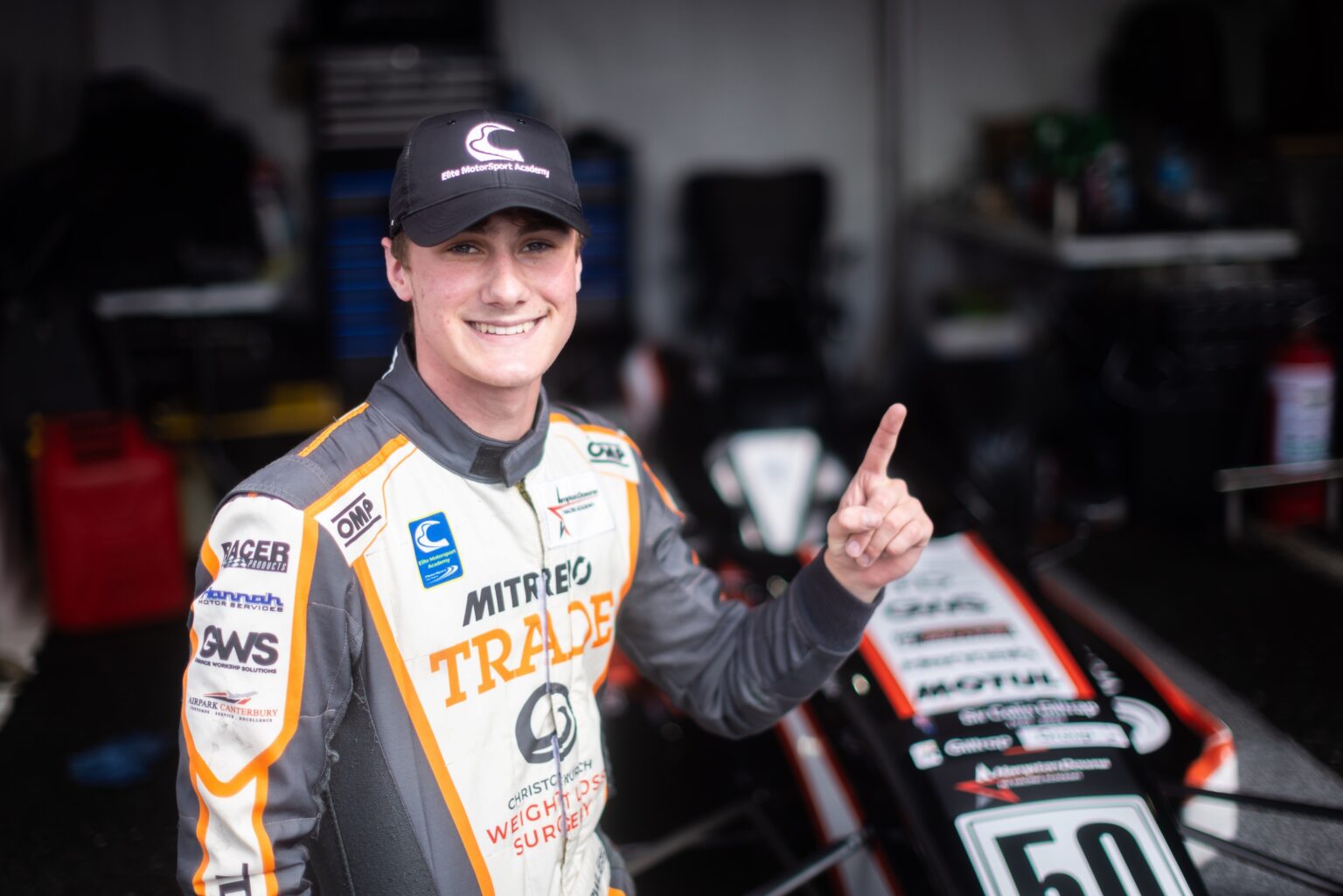 Knowles wins NZ Formula Ford title at closely fought round in Taupo